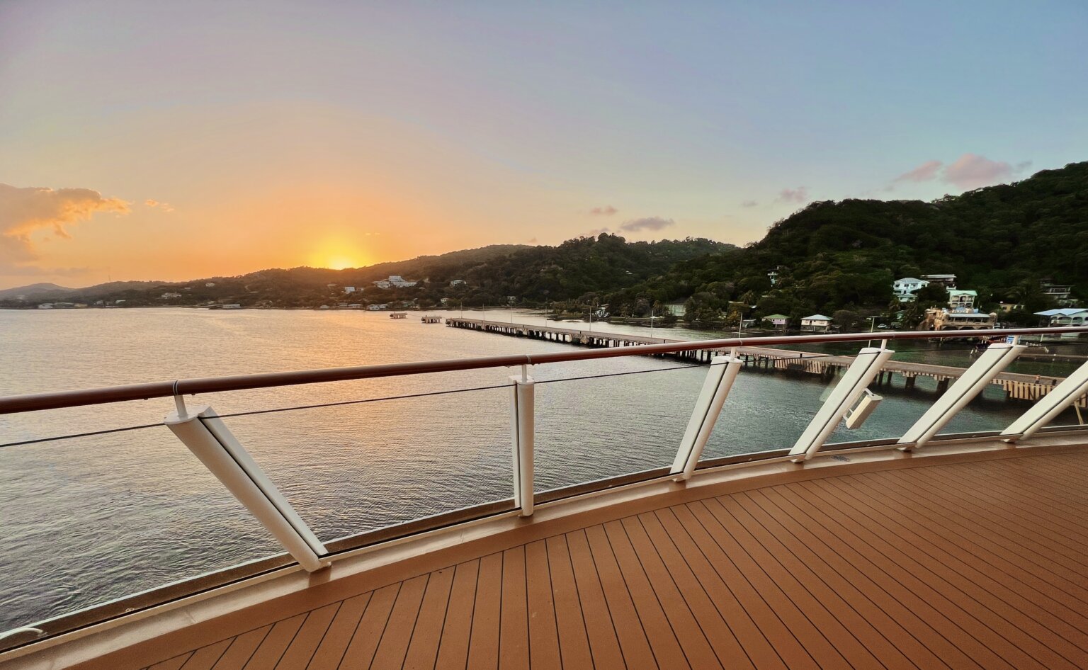 Best Norwegian Cruise Line Ships Ranked and Top Itineraries - Candid ...